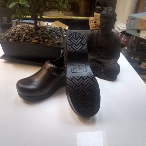 Sanita | Shoes | Sanita Signature Pro Brown New | Poshmark